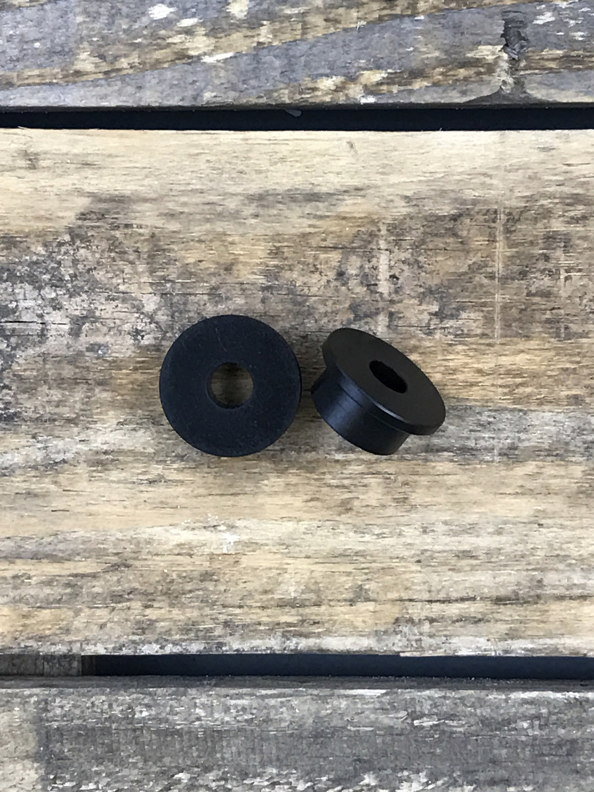 Round Delrin Shifter Carrier Bushings: E24 E28 E30 E34 E36 E39 E46 ...