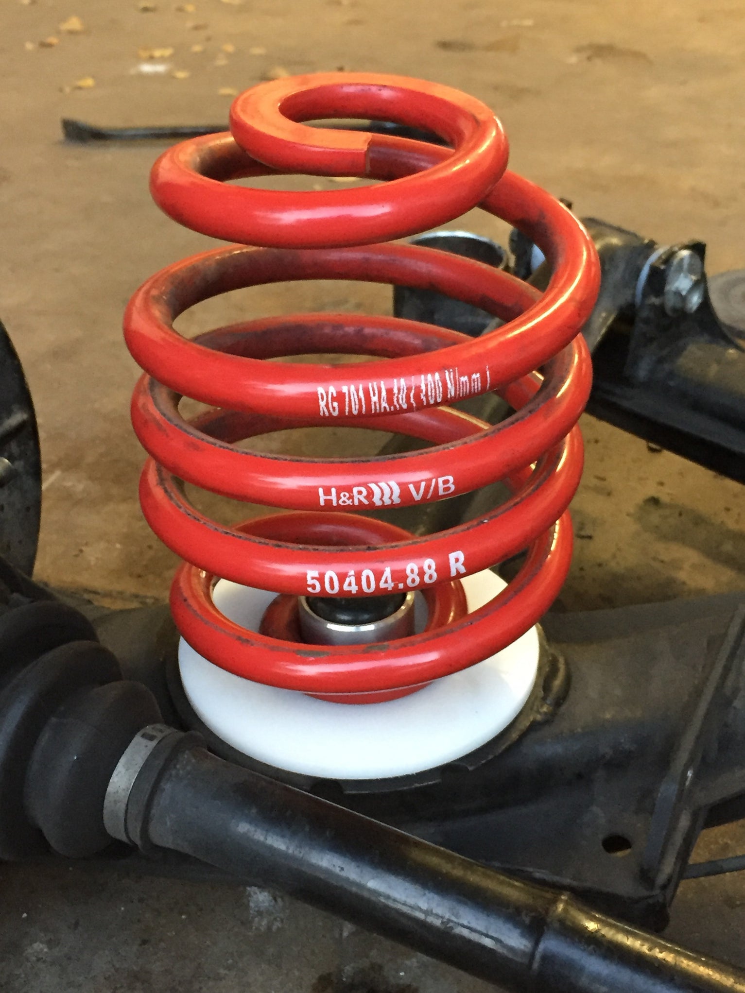 BMW Rear Spring Pads | Aluminum Centering Rings | BMW E30 — Condor ...