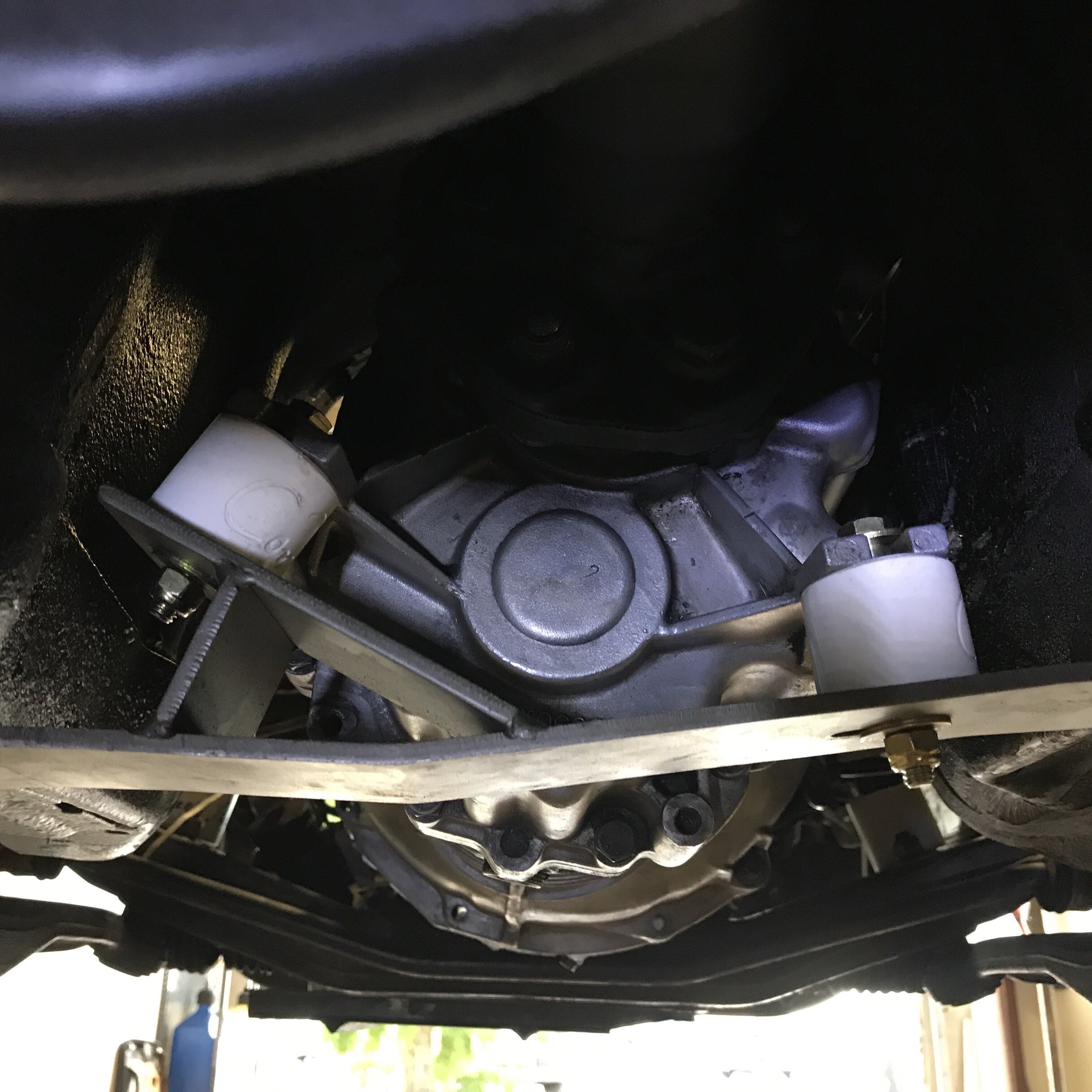 Poly Transmission Mount Set - E9X — Condor Speed Shop